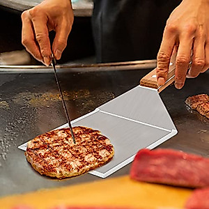 Leonyo Metal Burger Spatula, Heavy Duty Stainless Steel Griddle Spatula, Wide Hamburger Turner for Smashing Burgers, Griddle Accessories for Flat Top, Teppanyaki, BBQ, Heatproof Wooden Handle