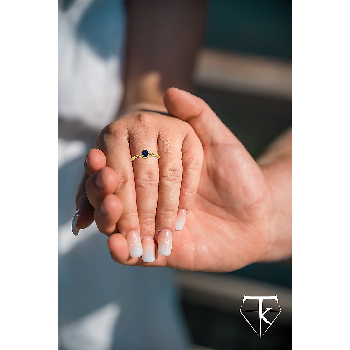 Takar Elegant 10k Yellow Gold Diamond and Genuine Oval Sapphire Stackable Ring (Size 5.25)