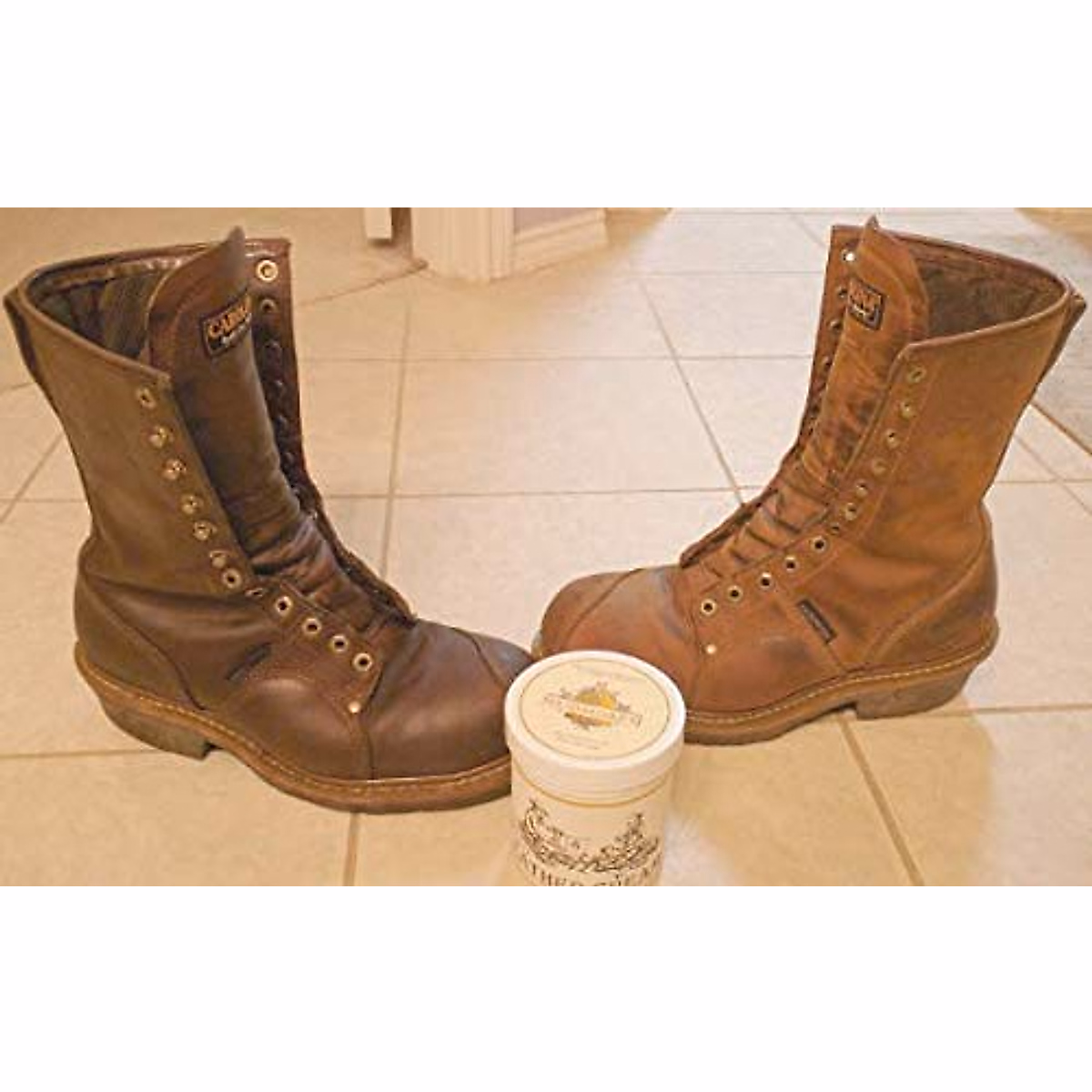 Skidmore's Cowboy Edition Leather Care Gift Set | Leather Cream and Beeswax Waterproofing Kit | Includes Applicator | Natural and Non-Toxic Formula | Made in the USA