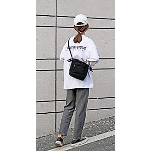 Jeelow Small Canvas Bucket Crossbody Cellphone Bags Drawstring Purses For Men & Women (Black Drawstring)