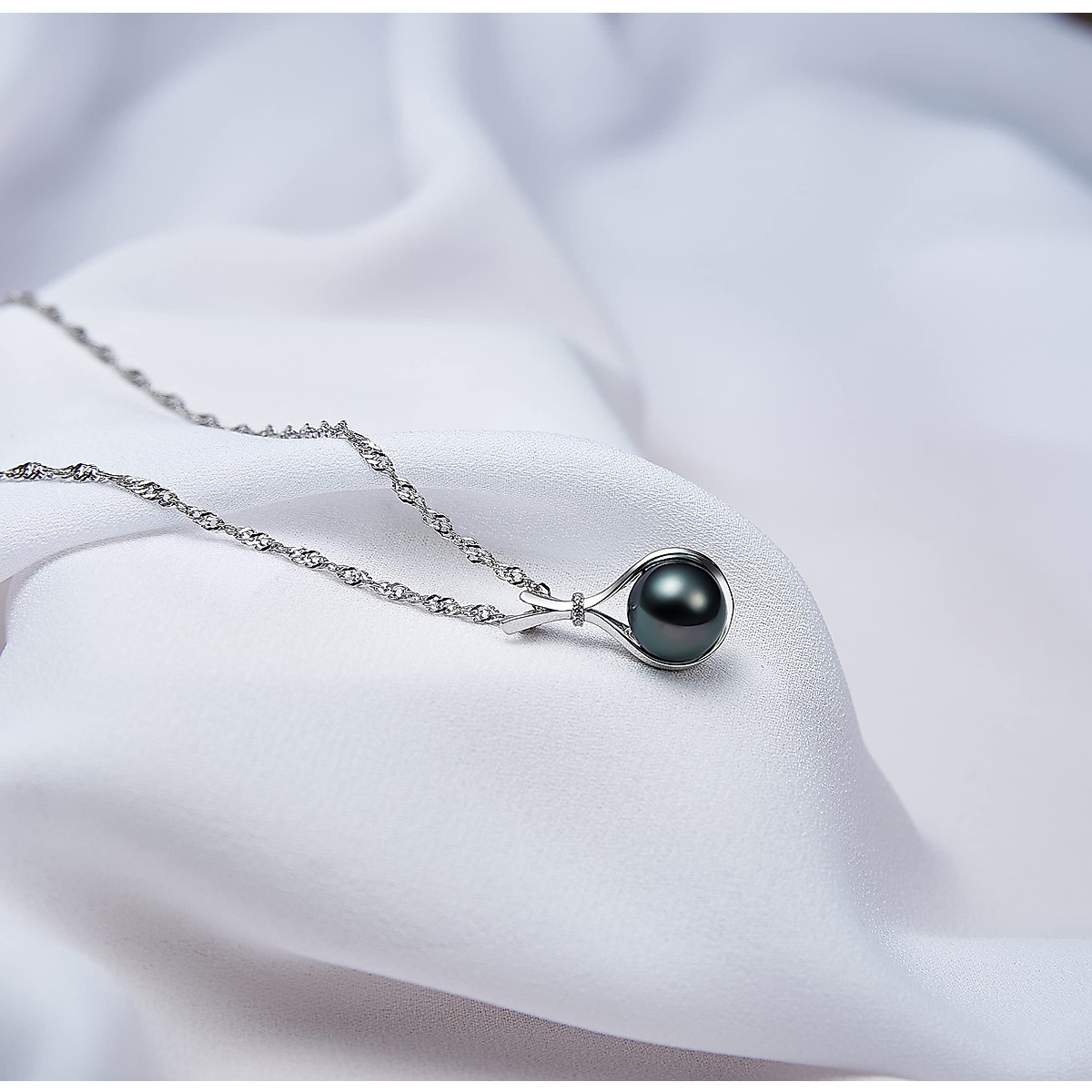 Red Lychee Genuine Black Pearl Necklace AAAA Quality 10 mm Round South Sea Cultured Tahitian Black Pearl Pendant Necklace with Certified Moissanite Gift for Women Wife Mom 18 inches