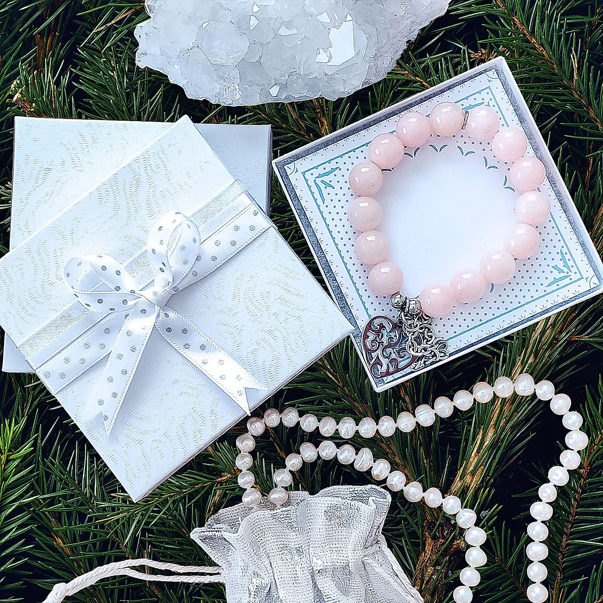 TheDisplayGuys - 25-Pack #53 Cotton Filled Cardboard Paper Jewelry Boxes Gift Case - White Swirl (5.4" x 3.9" x 1.0") - for Shipping or Storage