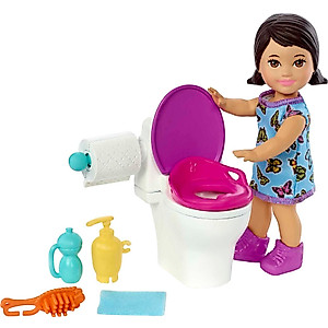Barbie Skipper Babysitters Inc Doll & Accessories Set with Brunette Doll in Butterfly Dress, Potty & Bathroom-Themed Pieces