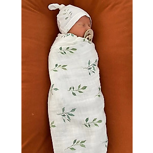 PINNKKU 4-Pcs Organic Cotton Swaddle Set, Baby Muslin Swaddle Blanket, Includes Name Announcement Card, Newborn Swaddle and Hat Set with Matching Bow, Hospital Receiving Blanket, Large 47" x 47”