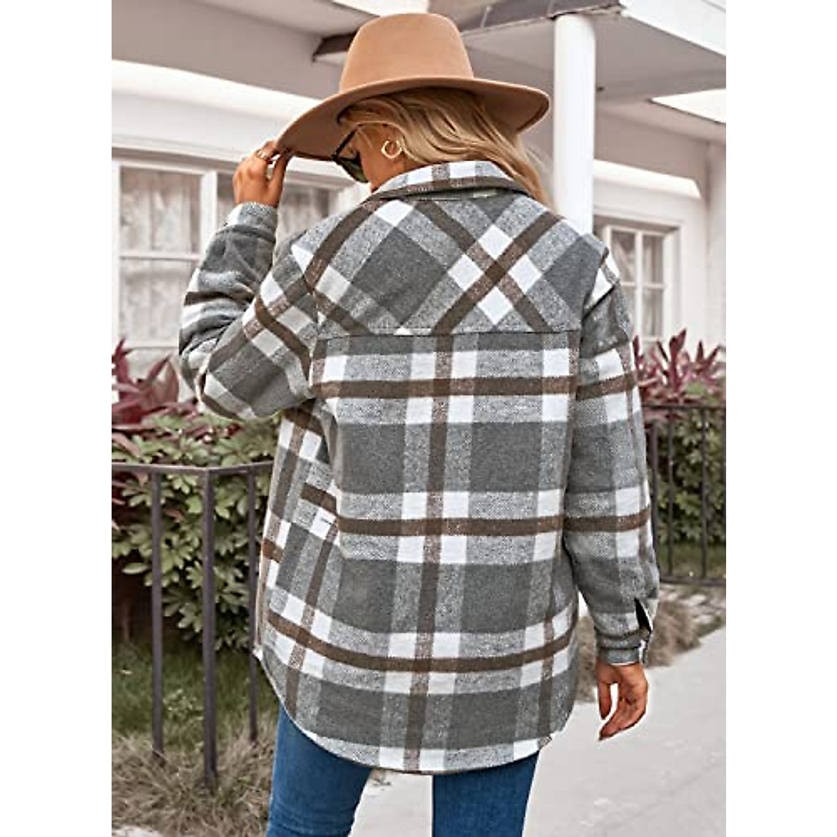 GRAPENT Women's Casual Oversized Boyfriend Plaid Button Down Long Sleeve Shirt Quilted Lined Flannel Shacket Jacket Coat Outerwear Grey Plaid Size Large Size 12 Size 14
