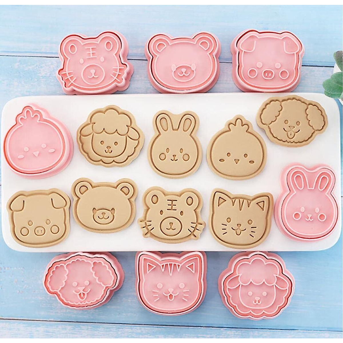 8 Pieces Cute Animals Cookie Cutters Animal Plastic Cookie Stamps Rabbit Cookie Mould Press Bear Cookie Mould Set Baking Kitchen Tools (Animals A)