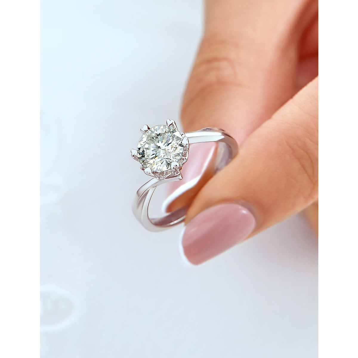 MomentWish Moissanite Rings, 1Carat Personalized Moissanite Silver Rings for Women,D Color VVS1 Simulated Diamond 925 Sterling Silver Solitaire Rings-Size7.5