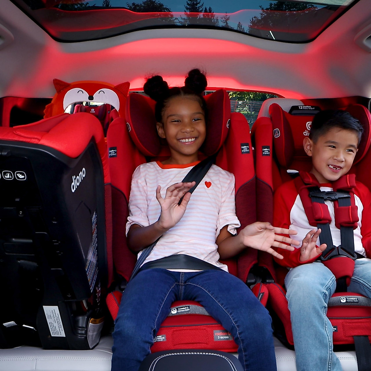 Diono Radian 3QXT 4-in-1 Rear and Forward Facing Convertible Car Seat, Safe Plus Engineering, 4 Stage Infant Protection, 10 Years 1 Car Seat, Slim Fit 3 Across, Jet Black