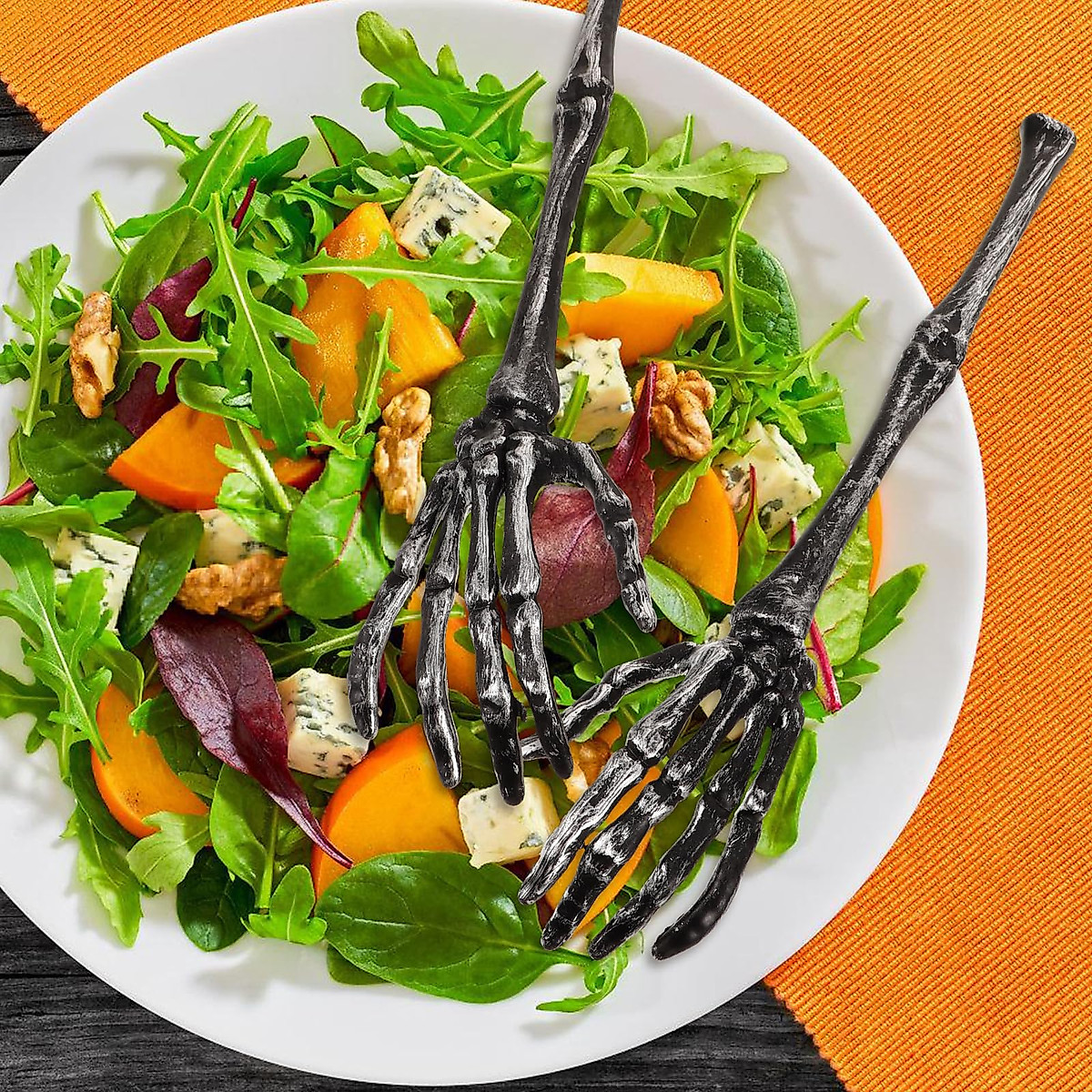 Skeleton Hands 2pcs Salad Spoon Skeleton Hand Spoon Skull Claw Spoon Hallowen Party Tableware Funny Pasta Fork for Halloween Party Favors Plastic Salad Tongs