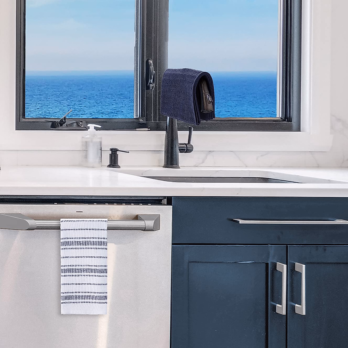 Nautica 100% Cotton Kitchen Towels Set of 3 | 18" x 28" Super Absorbent Reusable Cleaning Cloths, Tea Towels, Hand Towels for Drying Dishes | Navy/White Multi Dish Towels for Kitchen