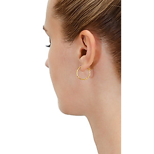 14k Yellow Gold Twisted Round Hoop Earrings (18mm)……