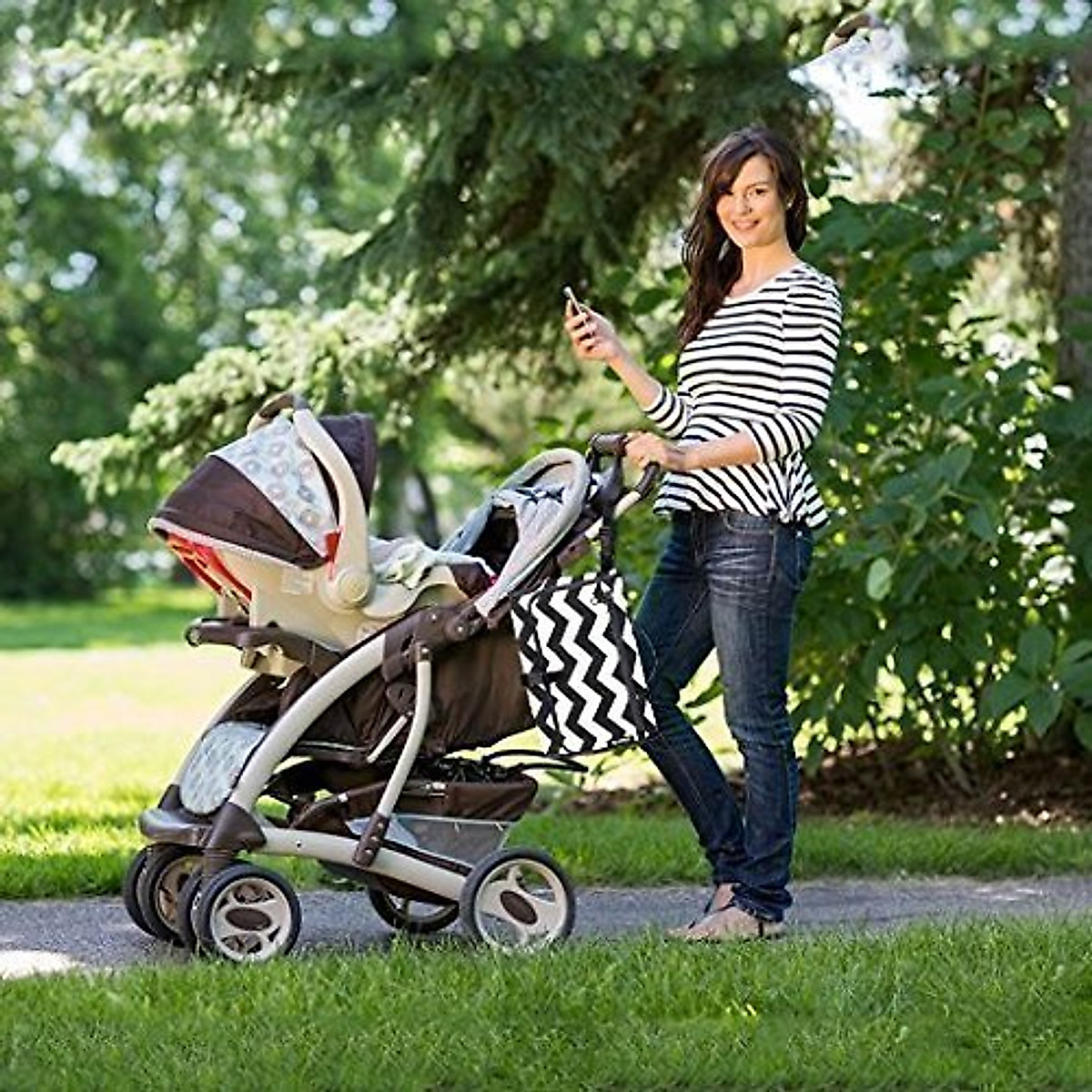 Skeddadles Baby Portable Changing Pad, 2 Wet/Dry Storage Areas, 2 Bags in 1!