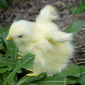 4 x Realistic Furry Baby Chicks Lifelike Plush Fur Animal Spring Easter Chicken Decoration