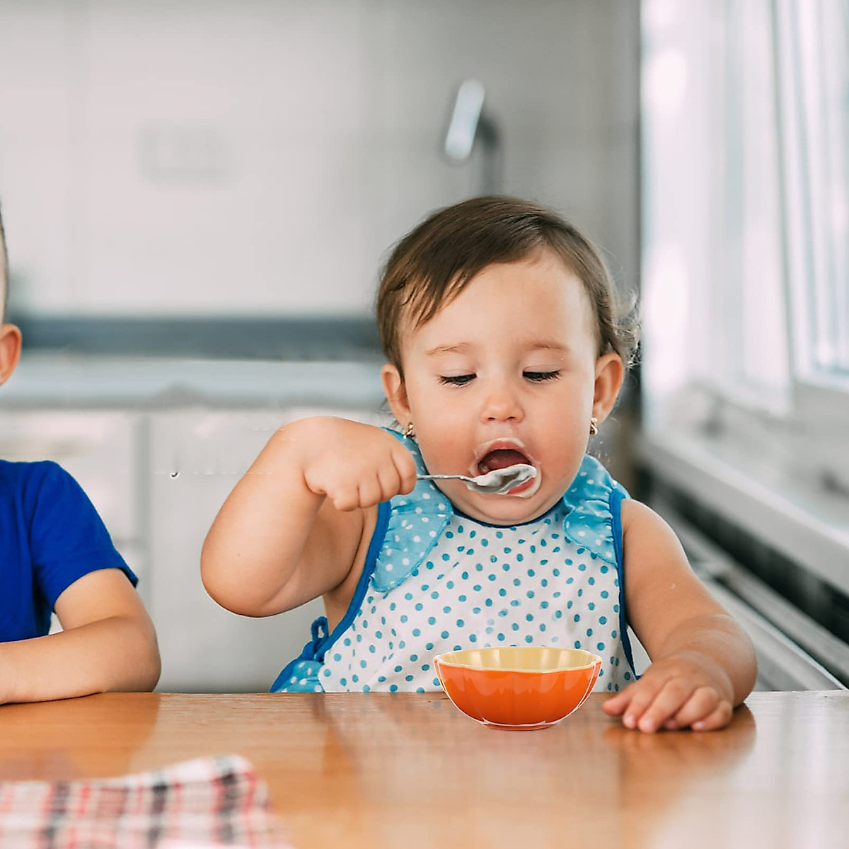 BESPORTBLE Pumpkin Shaped Bowl Ceramic Salad Bowl Decorative Porcelain Serving Bowl for Soup Pasta Dessert Snack Fruits Kids Food
