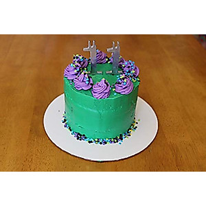 Kalinar 20 Piece Numbered Aluminum Candle Holders/Toppers for Cakes - Reusable and Easy to Clean - Celebrate Birthdays, Anniversaries, Reunions and More - Fun for Every Age - Silver