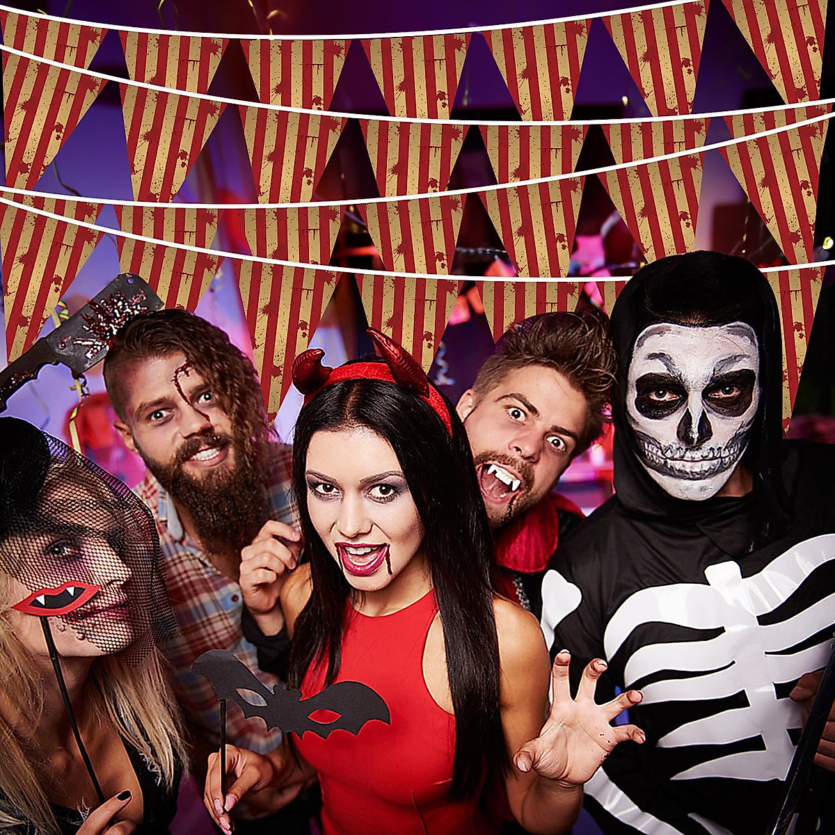 Halloween Decoration Evil Circus Clown Carnival Porch Banner,WELLCOME TO CARNIVALC Clown Sign Hangging Bloody Splatter Carnival Decor Triangle Bunting Flag for Halloween Decoration Carnival Birthday