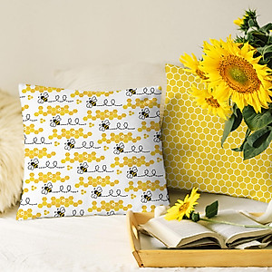 Whaline 6Pcs Summer Cotton Fabric Bundles Bee Daisy Honeycomb Plaid Fat Quarters Bee Theme Quilting Patchwork Squares for DIY Handmade Craft Decor, 18 x 22 Inch