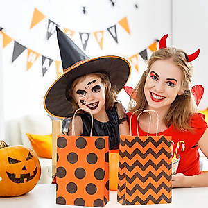24 Pcs Halloween Treat Bags with Handles, Halloween Goodie Bags Candy Bags Paper Gift Bags For Trick or Treating, Kraft Paper Bags Party Favor Reusable Paper Bags for Halloween Thanksgiving Day