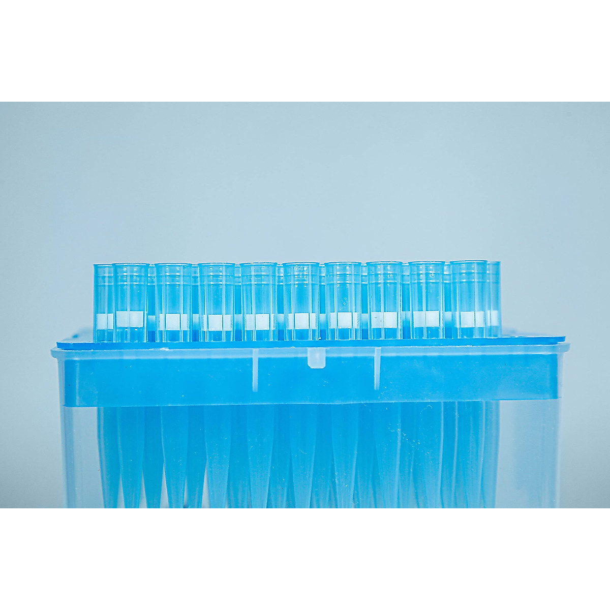 TYQILIN Sterile 1000ul Filtering Pipette Tips - Universal Filter Pipette Tips - Racked,RNase/DNase Free & Pyrogen Safe, Clear, 100 Tips/Rack Pk x 10 Racks（1000 Tips）