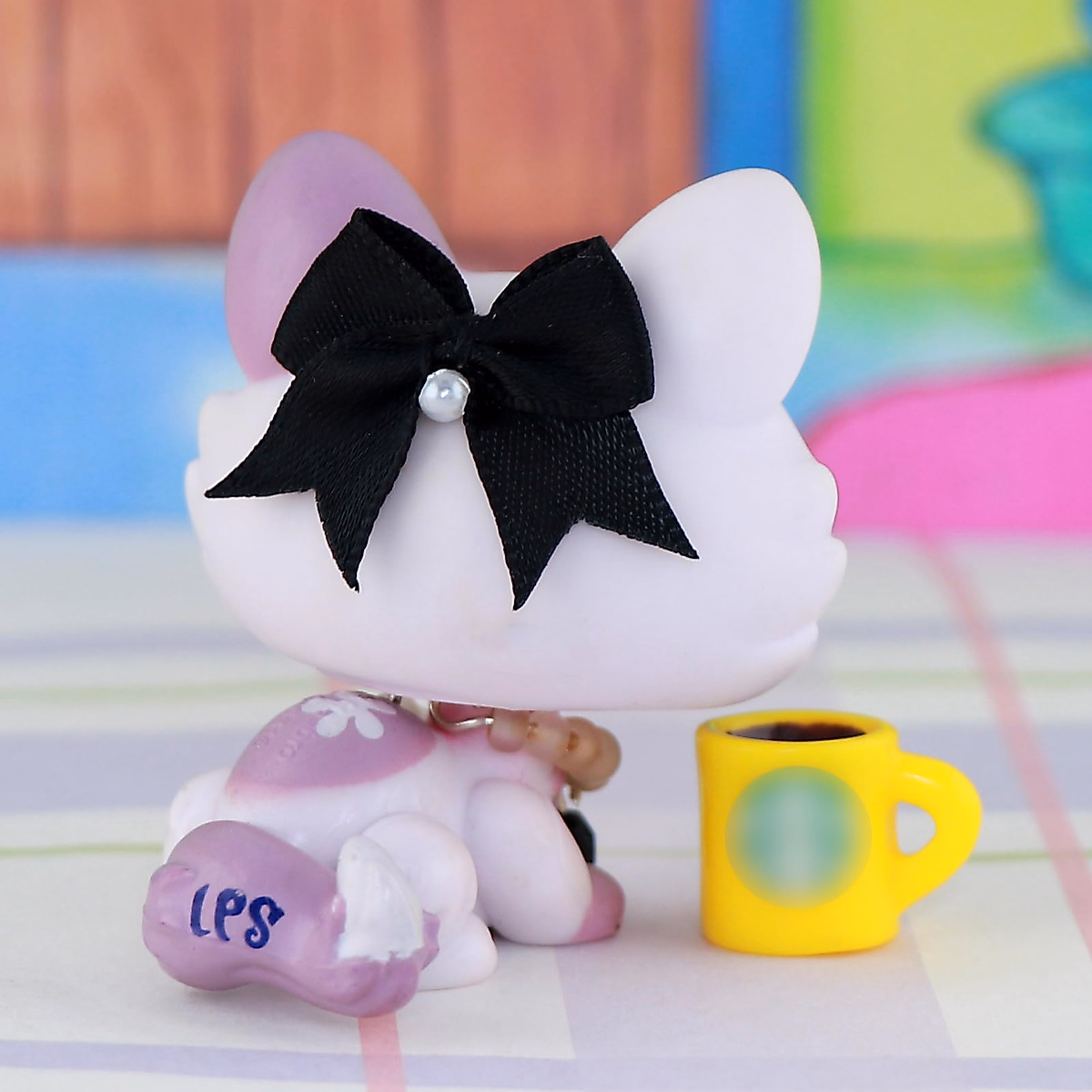 RIYES LPS Crouching Cat #1628 Animal Figures Collectible lps Toy with lps Accessories Rare Old LPS Pets Mini Pet Shop for Kids Xmas Gift (LPS Crouching Cat 1628)