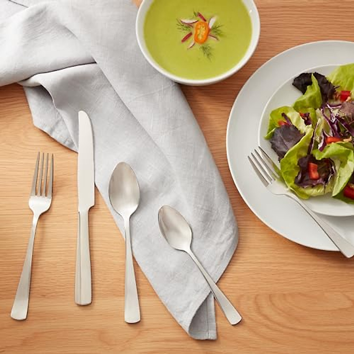 Amazon Basics 20-Piece Stainless Steel Flatware Set with Square Edge, Service for 4, Silver