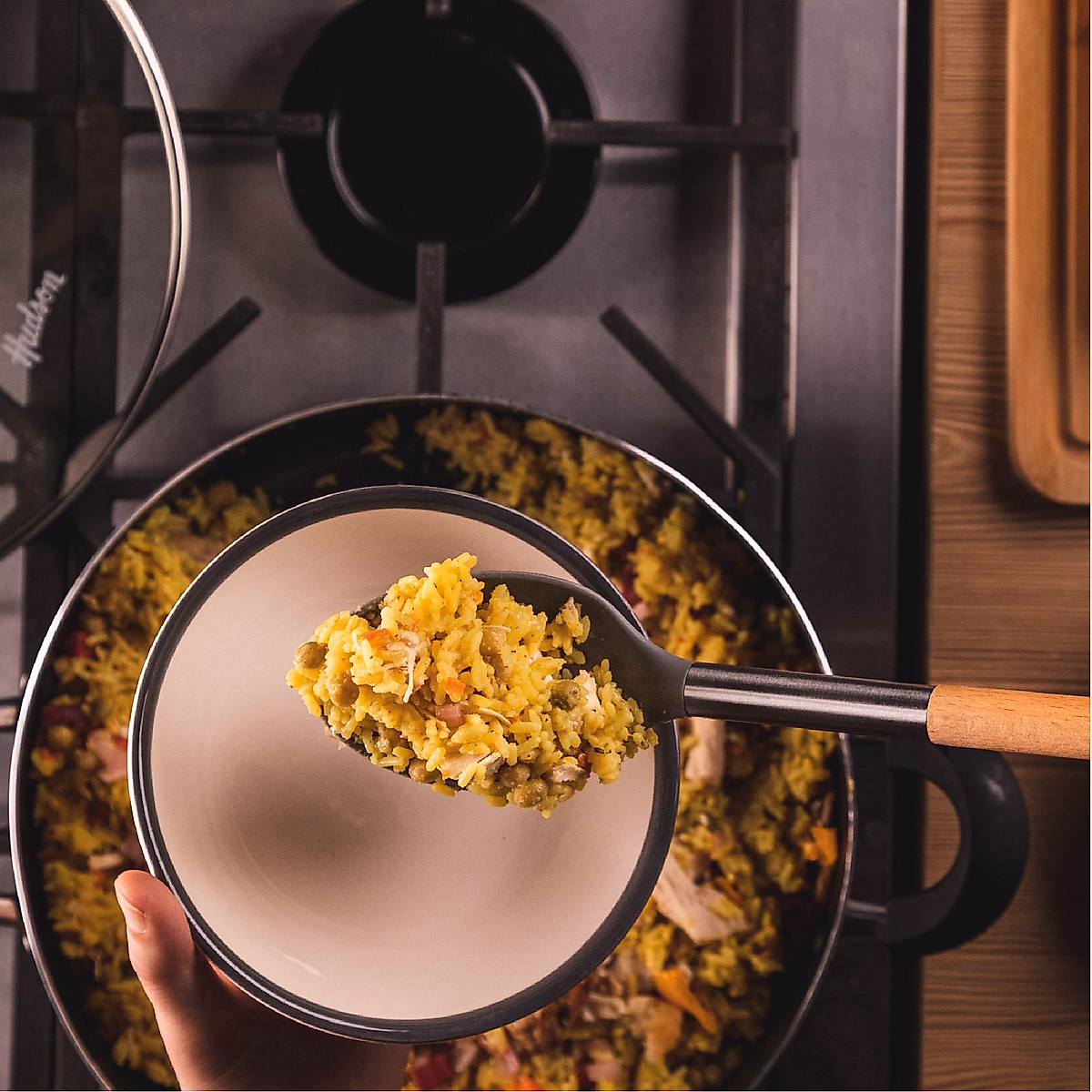 HUDSON Nonstick Paella Pan Hudson 11-inch Aluminum, 3.7 Qt