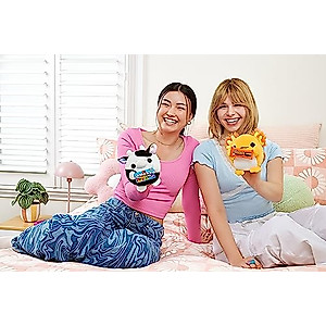 Snackles Small Sized 5.5 inch Snackle Plush by ZURU (Random Surprise), Cuddly Squishy Comfort 5.5 inch Plush with License Snack Brand Accessory