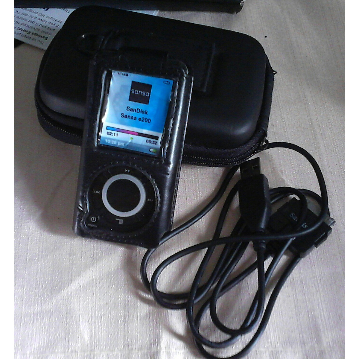 SanDisk Sansa e250 2 GB MP3 Player with microSD Expansion Slot (Black)