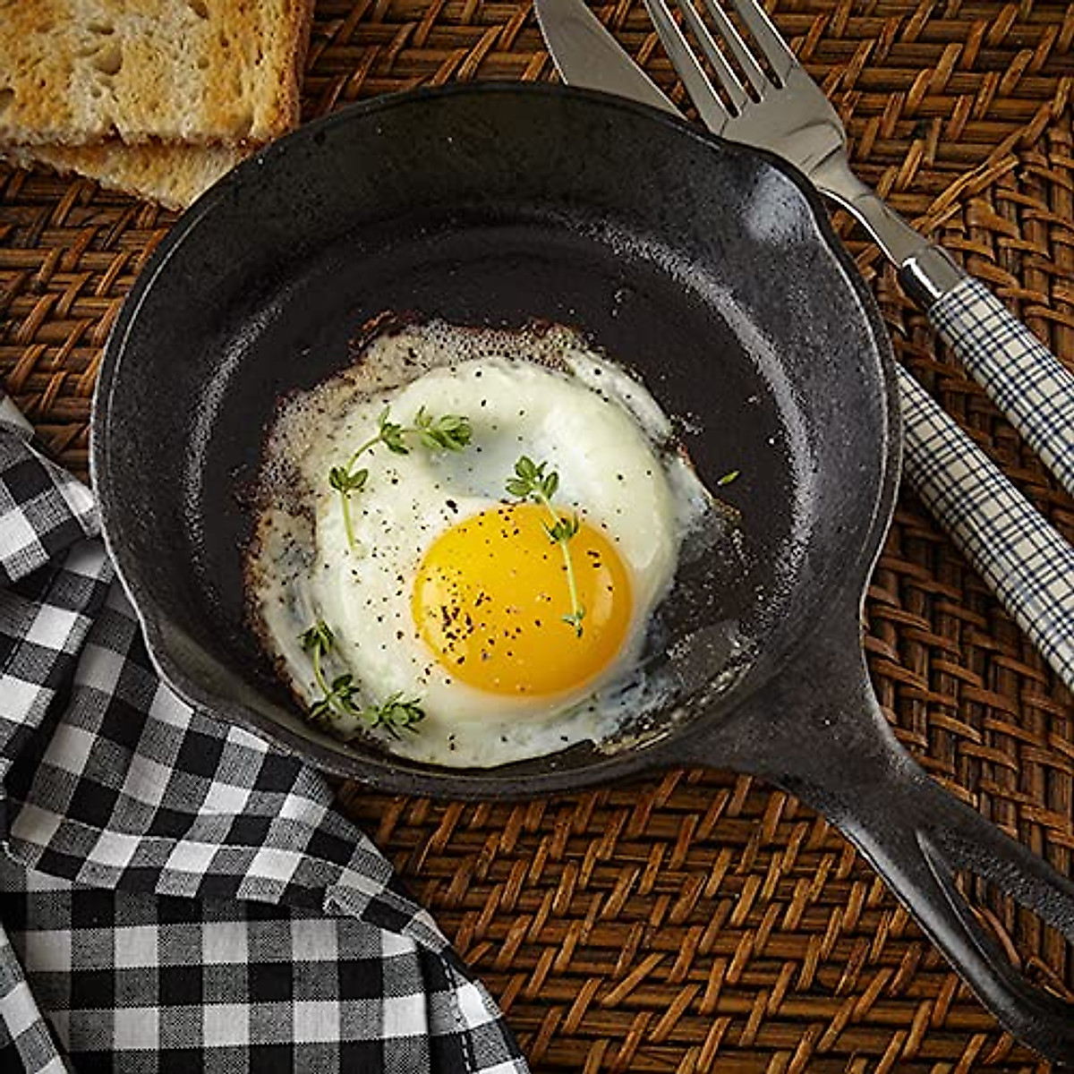 MOZUVE 6 Inch Cast Iron Skillet, Frying Pan with Drip-Spouts, Pre-seasoned Oven Safe Cookware, Camping Indoor and Outdoor Cooking, Grill Safe, Restaurant Chef Quality