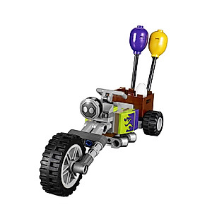 LEGO Angry Birds 75823 Bird Island Egg Heist Building Kit (277 Piece)