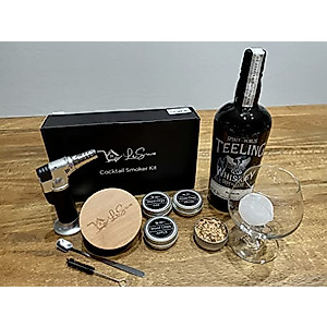 Whiskey Bourbon Cocktail Smoker Kit - Old Fashioned Wood Drink Smoker Infuser Kit with Torch, Aged Cocktail Smoker with 4 Flavored Smoking Wood Chips, Cocktail Barware Smoker Gifts for Men & Women (No Butane) This Specialty Drink Smoker Infuser Kit is a G