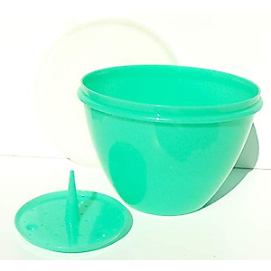 Tupperware Vintage Crisp It 679 Lettuce Keeper Bowl with Spike Green
