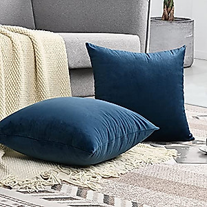 Yastouay 2 Pack Throw Pillow Covers, Navy Blue Decorative Pillow Covers, Solid Sofa Pillows, Soft Velvet Pillow Case, Square Accent Cushion Covers for Sofa Couch Bed Chair, 18 x 18 Inches