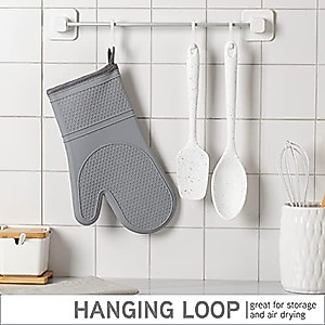 COOK WITH COLOR Silicone Oven Mitts- Heat Resistant Gloves with Soft Quilted Lining Set of 2 Oven Mitt Pot Holders for Cooking and BBQ (Gray)