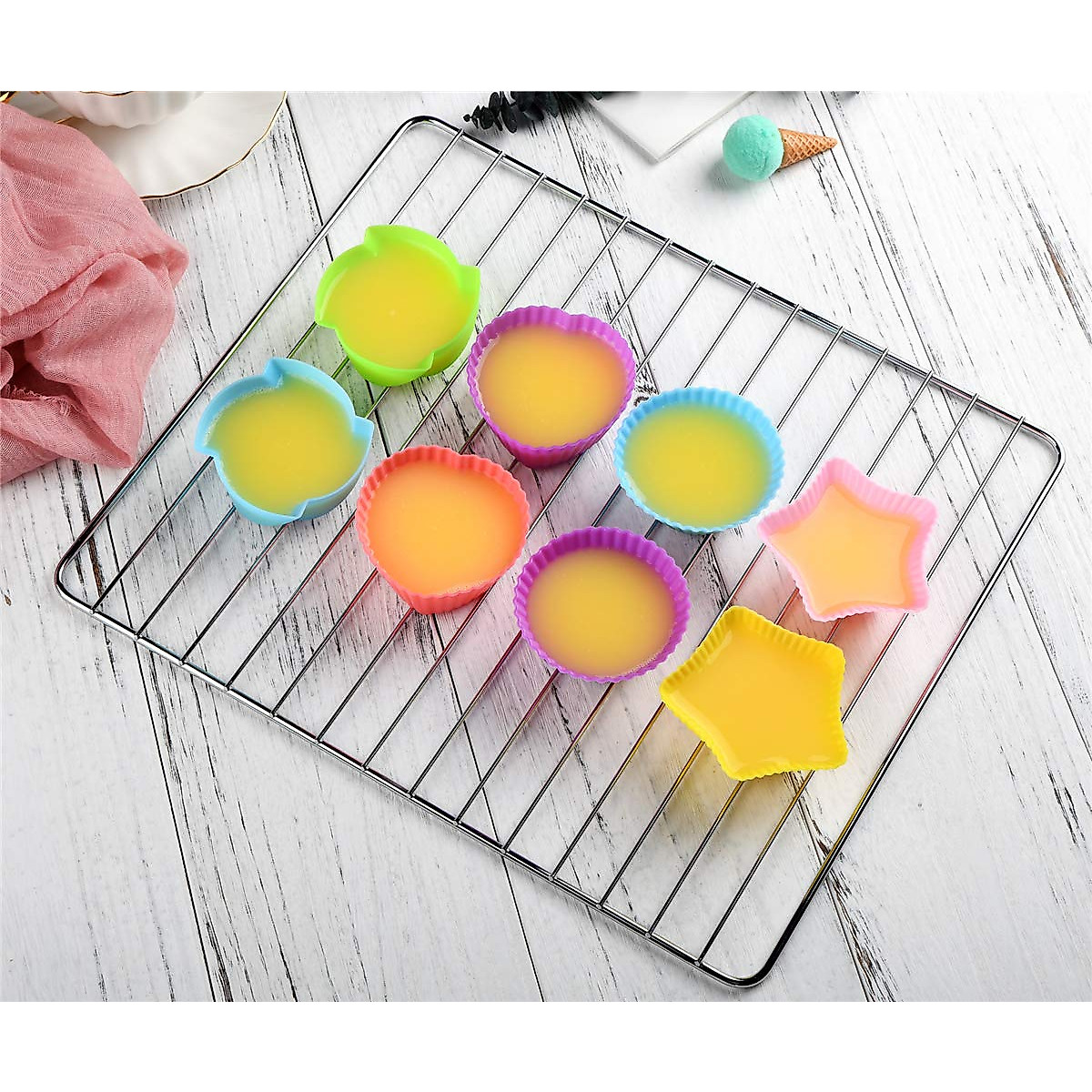 Mirenlife Reusable and Non-stick Silicone Baking Cups/Muffin Cup Molds in Storage Container-24 Pack-6 Vibrant Colors-4 Shapes(Flower,Star,Heart,Round)