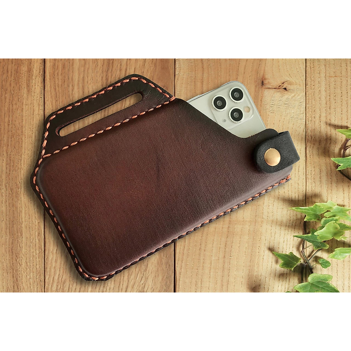 Case for iPhone 5 13 Pro Max, made of genuine leather with a belt clip (iPhone XR)
