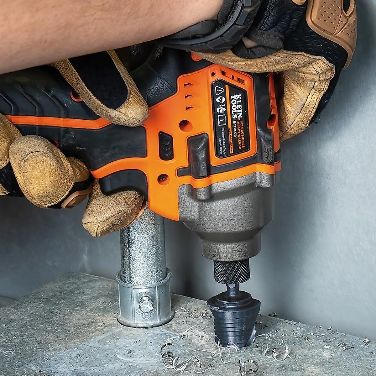 Klein Tools QRSTSPRO Premium 3-Piece Electrician's Step Bit Set with Cutting Oil, Modular Case, Impact Rated Quick Release, Double Spiral Flutes