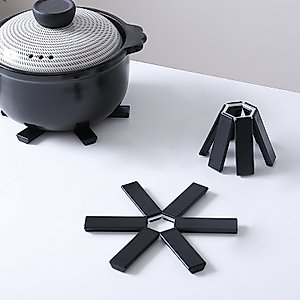 Mcles 3 Pack Trivet for Hot Dishes Collapsible Hot Pad Non-Slip Heat-Insulating Placemat,Heat-Resistant Folding Pad, Eco Expanding Silicone Pot Holder for Household Kitchen Gadgets, Black