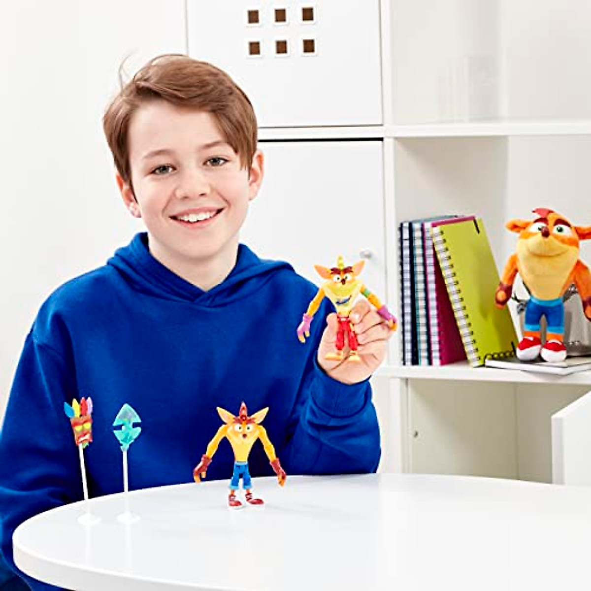 Crash Bandicoot 11cm Coco with Mask HE12300 | Collectable Retro Gaming Figure for Kids with Accessory