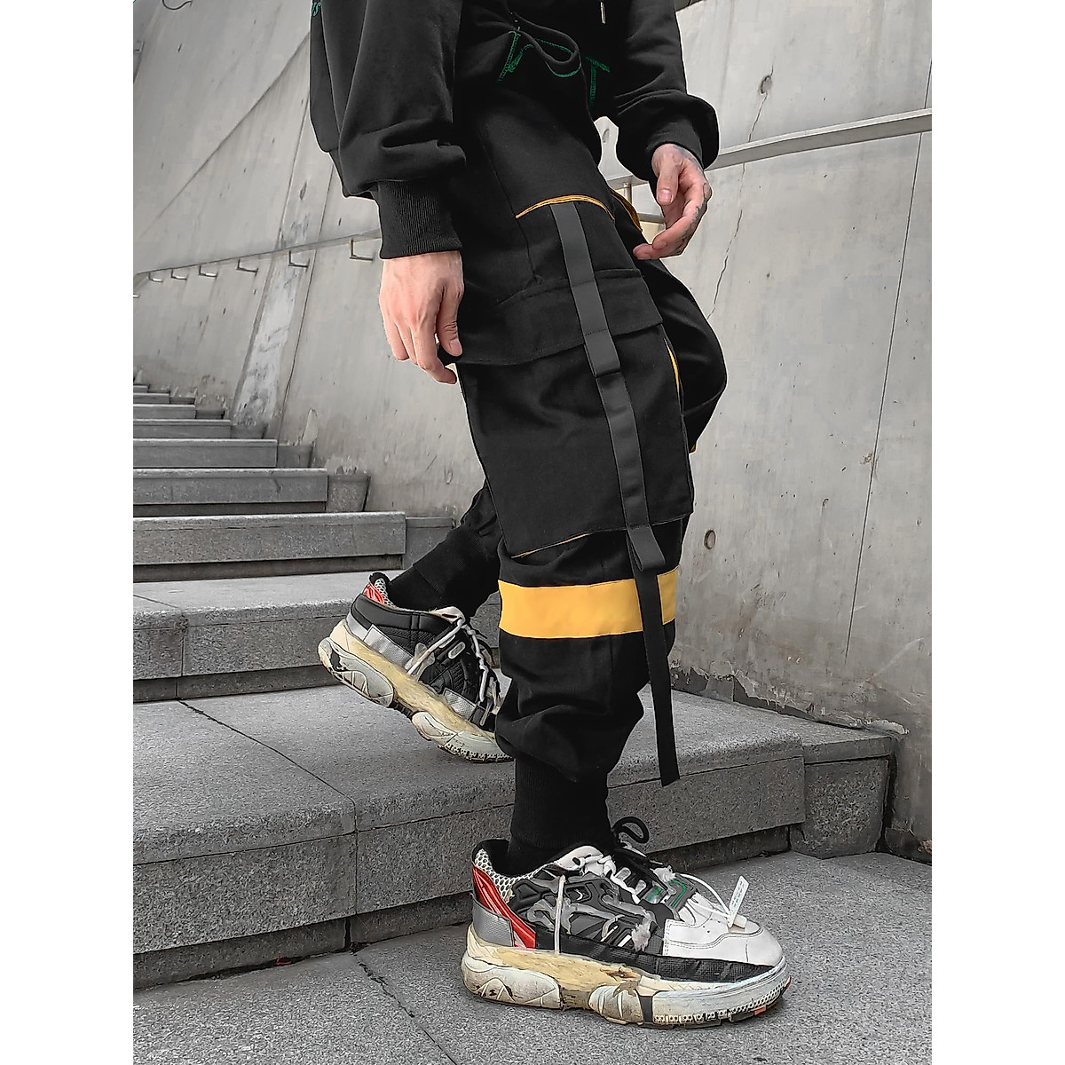 Ambcol Men's Jogger Pants Techwear Hip Hop Harem Pants Streetwear Tactical Track Pants with Drawstring Black-Yellow Medium