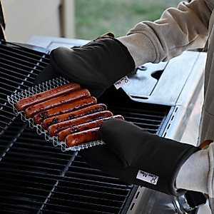 1 Pair Short Neoprene Mini Oven Mitts, Heat Resistant- Little Oven Gloves Pot Holder for Kitchen Cooking - Non-Slip Grip, Hanging Loop, Cotton Trivet for Kitchen Cooking - (Black)