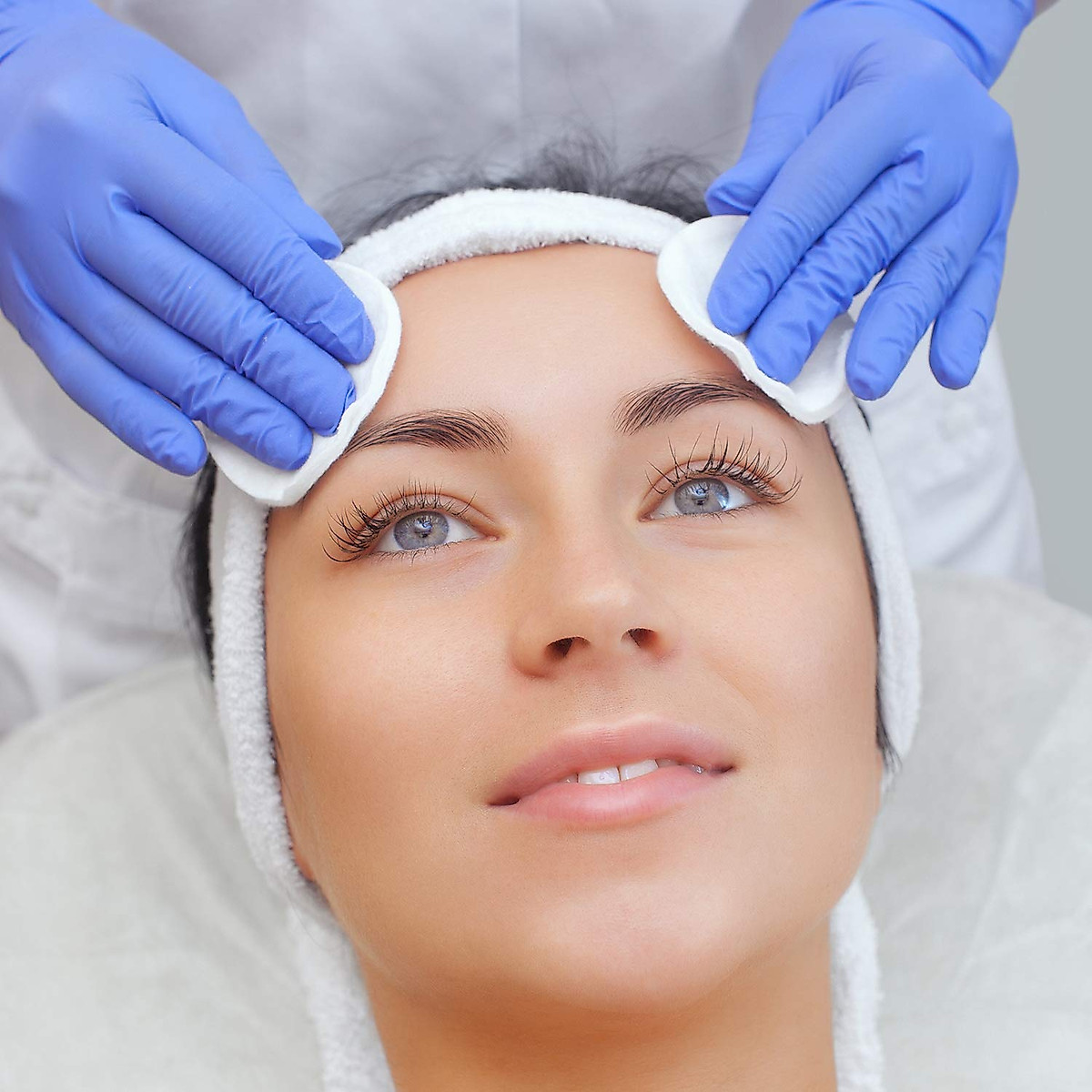 60 Count Facial Sponges for Estheticians Compressed Face Sponge Natural Cleaning Sponge for Facial Cleaning, Makeup Removal