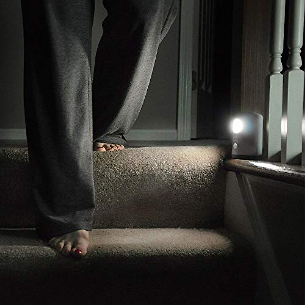 Beams MB750 20 Lumen LED Wireless Battery Powered Portable Motion Sensing Nightlight, 1-Pack, White