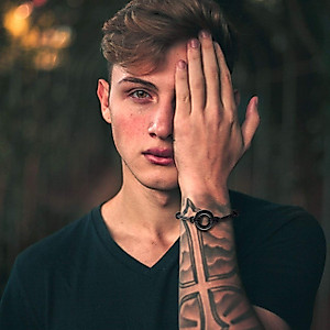 AllerPierce Black Cremation Urns Bracelet for Ashes Memorial Bracelets Circle of Life Eternity Jewelry for Men Women