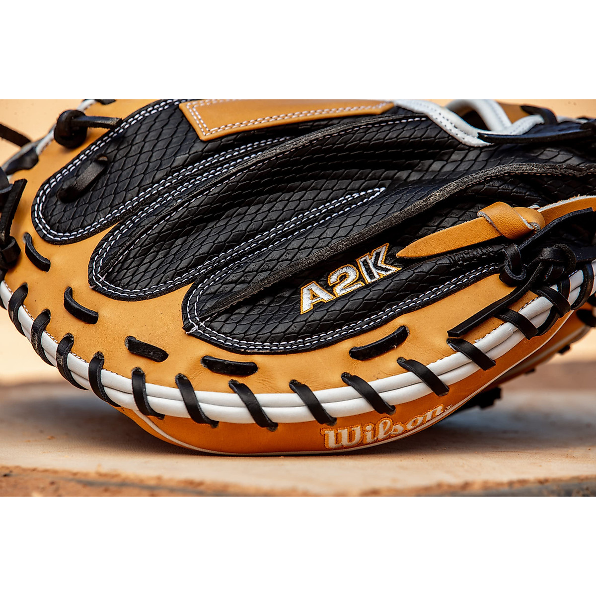 WILSON A2K M1D 33.5" Baseball Catcher's Mitt - Right Hand Throw