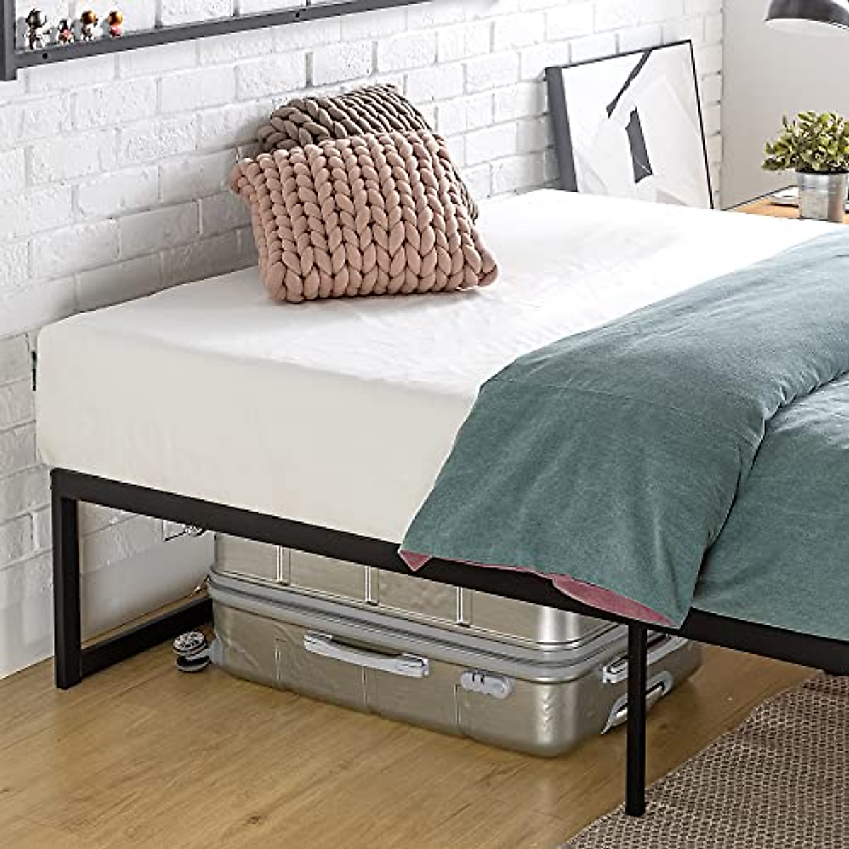 ZINUS Abel Metal Platform Bed Frame / Mattress Foundation with Steel Slat Support / No Box Spring Needed / Easy Assembly, King, Black