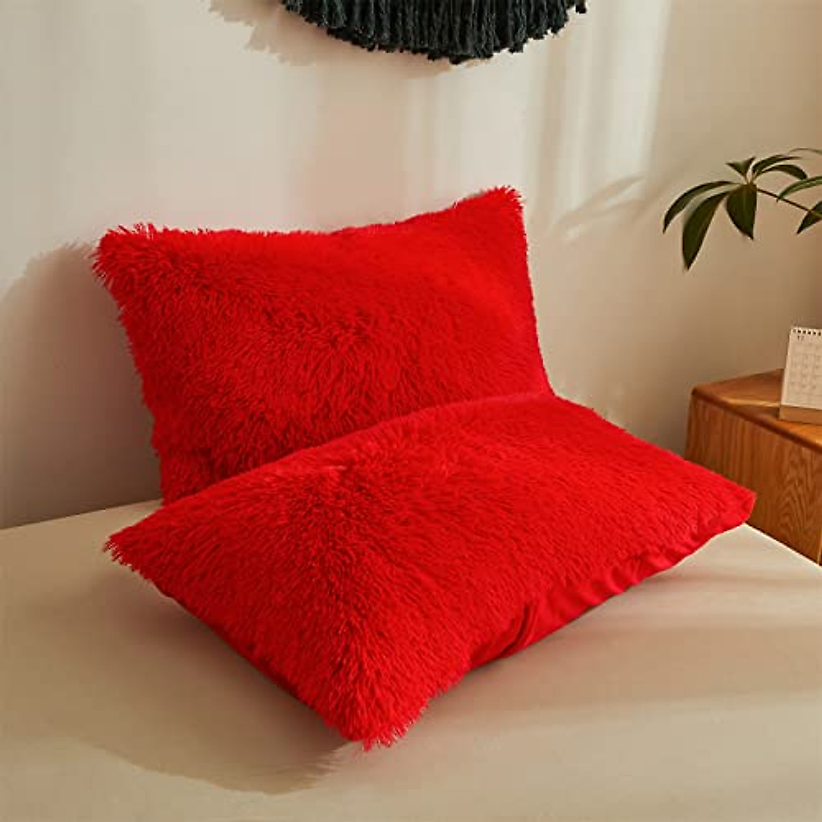 Red Fluffy Comforter Cover Shaggy Plush Set,Ultra Soft Faux Fur Duvet Cover Bedding Sets Queen 3 Pieces with Pillow Cases, red Fuzzy Bed Set Zipper Closure (Red, Queen)