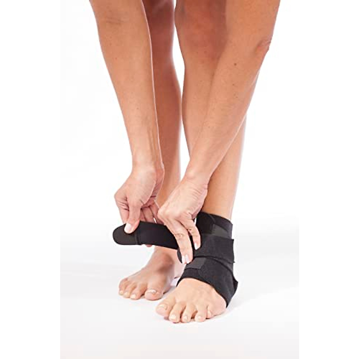 Mueller Adjustable Ankle Support, Black, One Size