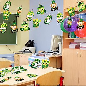 chiazllta 30 PCS St. Patricks Day Craft Kits for Kids DIY Leprechauns Shamrock Owl Gnome Sticker Craft Ornament St. Patricks Art Craft for Party Home Class School Game Activities