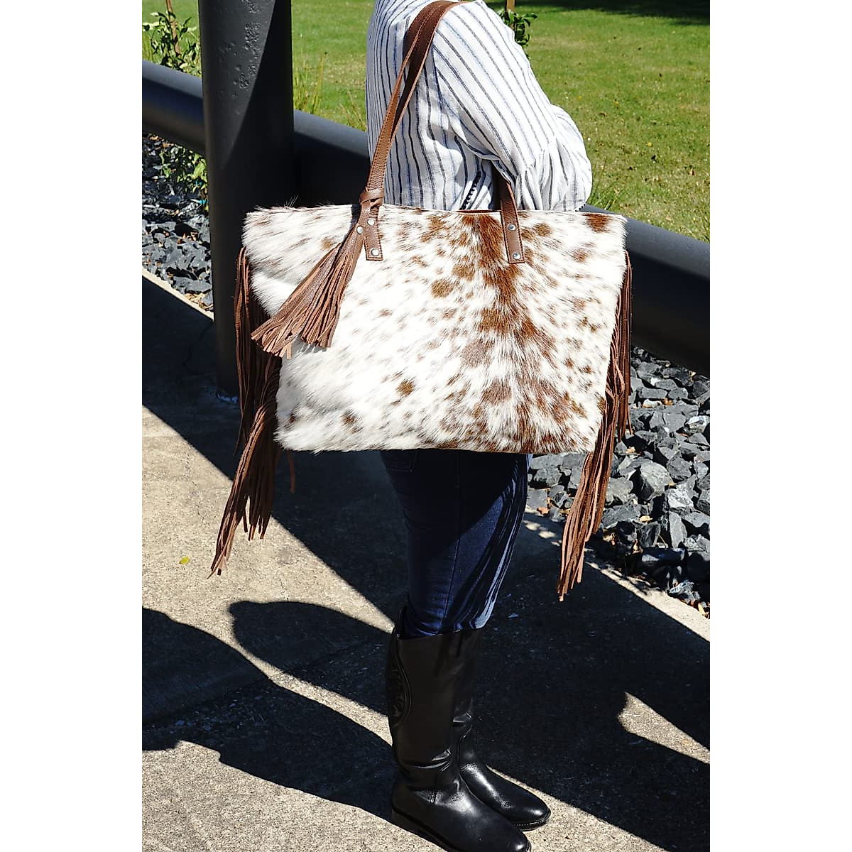 bonanza leathers Cowhide Shoulder Bag - Stylish Western Fringe Purse w/Zipper Closure - Durable Western Tote Bag & Leather Bag for Daily Use - Western Purse w/Unique Cowhide Pattern - Chocolate